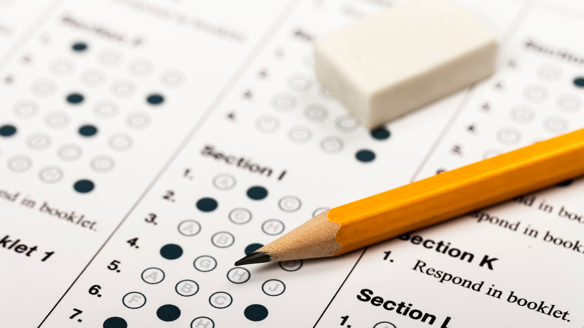 How to Sleep Well the Night Before a Test: Tips for Success